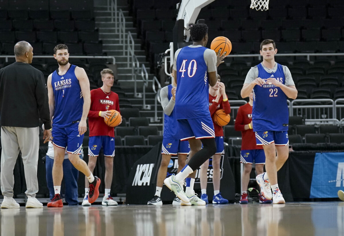 ‘End of an era’: What will KU basketball lose if it no longer has walk ...